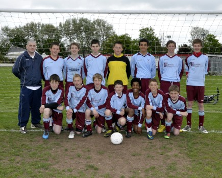 Burnham United Juniors Football Club